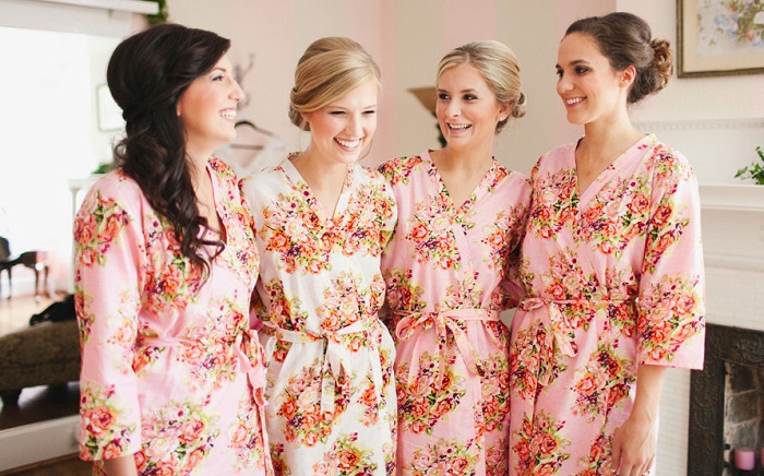 11 Gorgeous Bridesmaids’ Robes