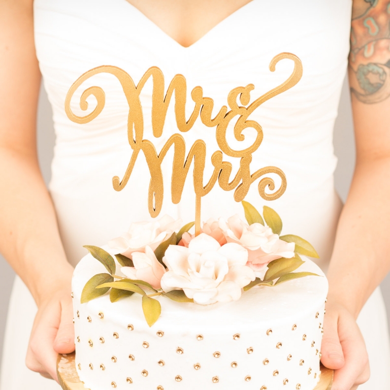 10 Awesome Cake Toppers from Etsy