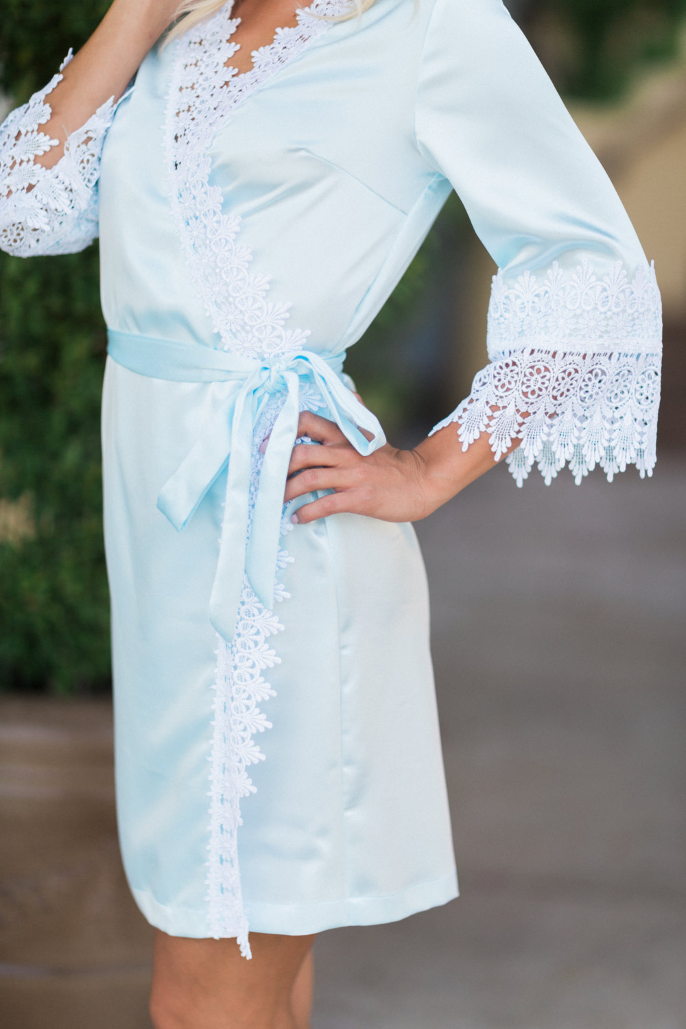 10 Gorgeous Bridal Robes