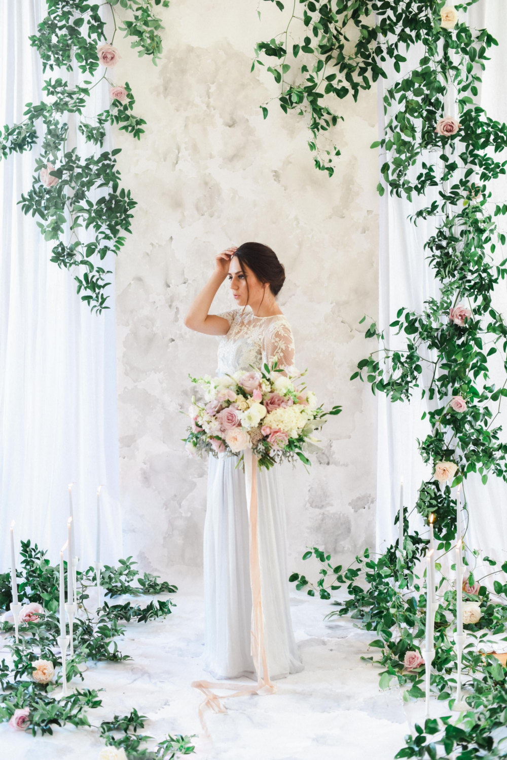 10 Beautiful Wedding Backdrops