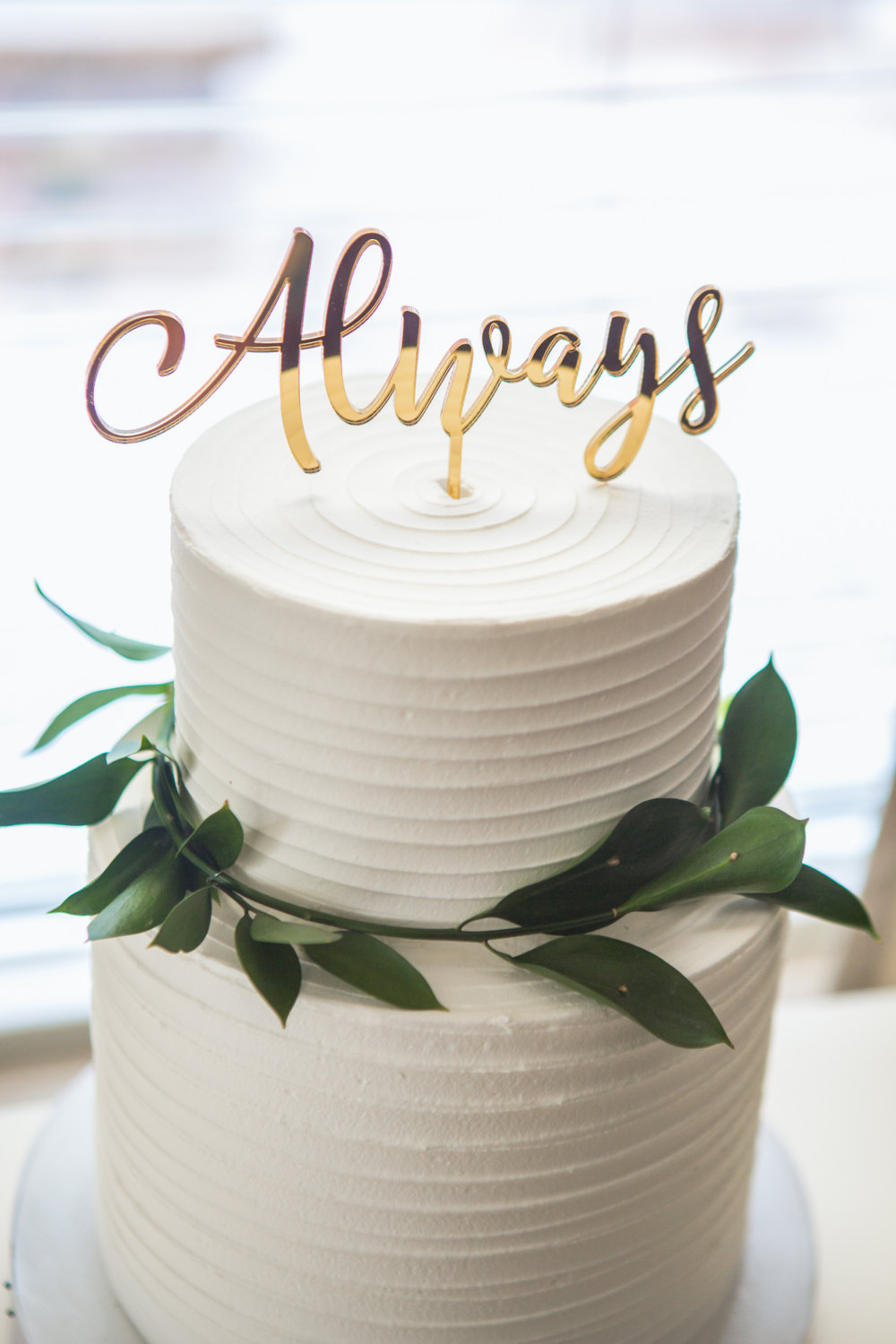 10 Fabulous Cake Toppers