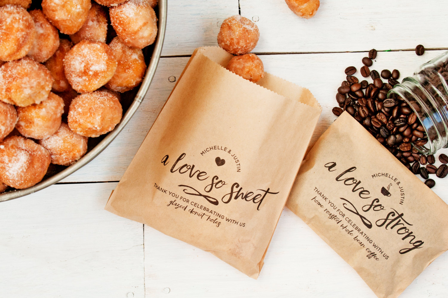10 Adorable Donut Details for Your Wedding