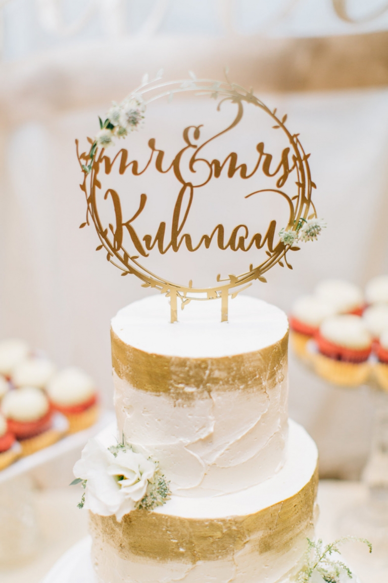 10 Fabulous Cake Toppers