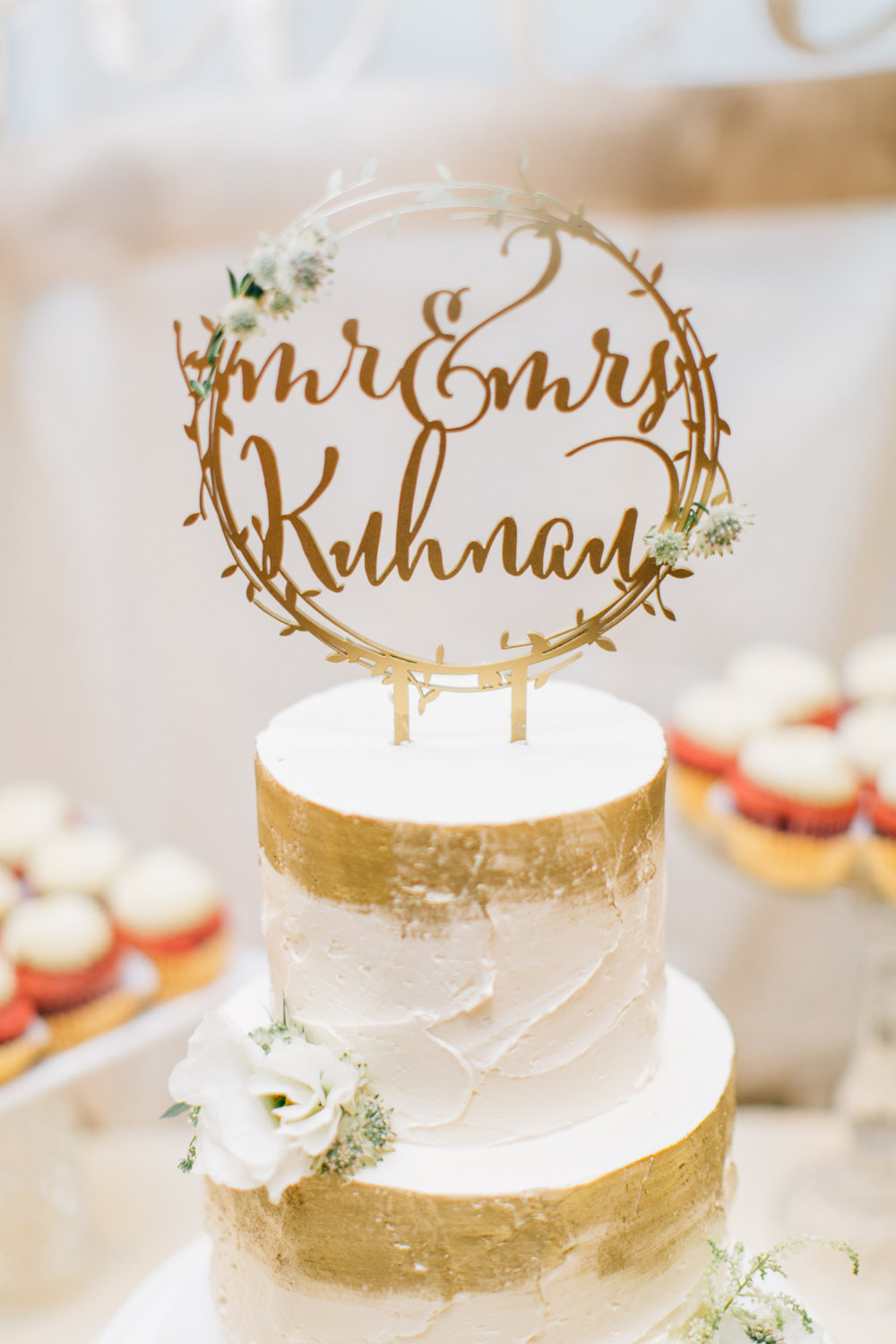 10 Fabulous Cake Toppers