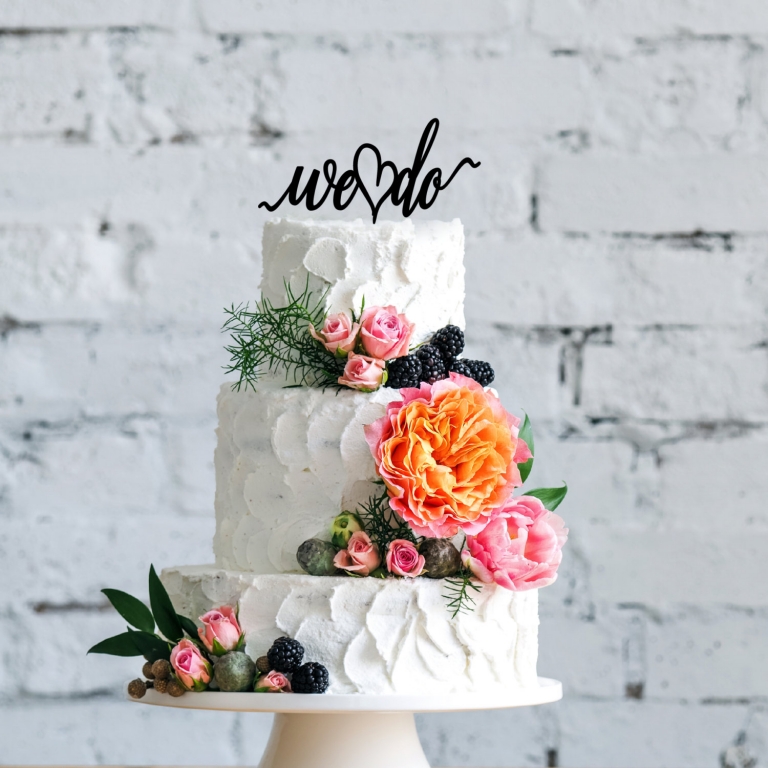 10 Fabulous Cake Toppers