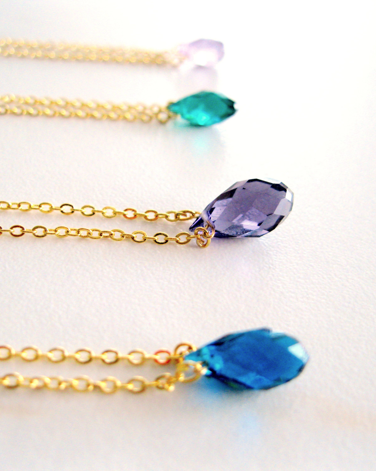 10 Breathtaking Gemstone Jewelry Pieces