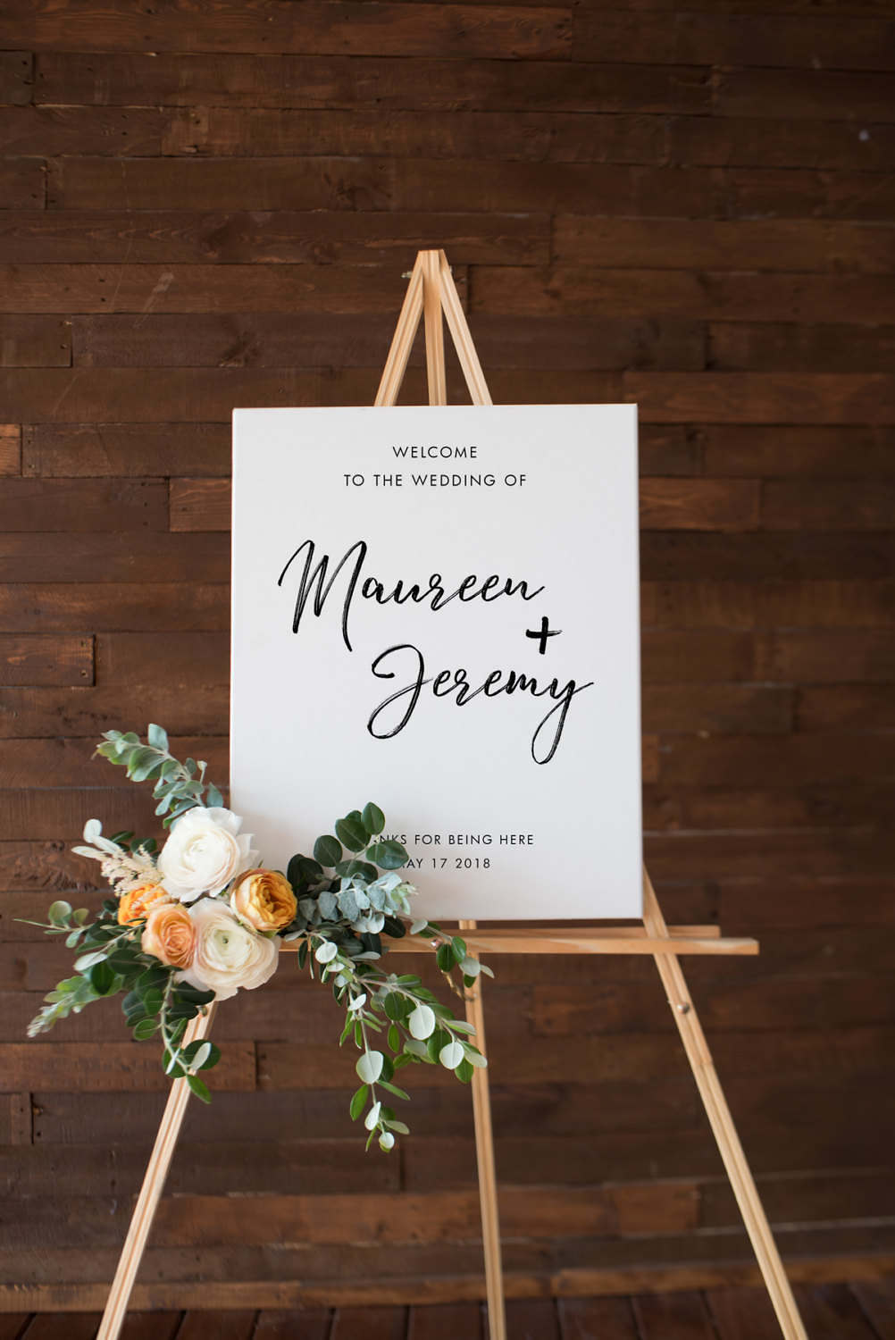10 Fabulous Wedding Signs