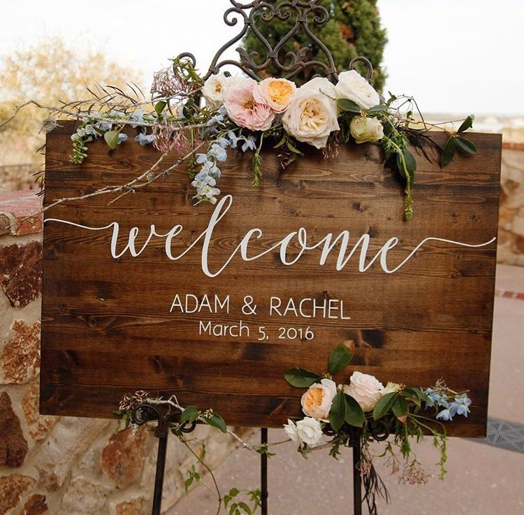 10 Fabulous Wedding Signs