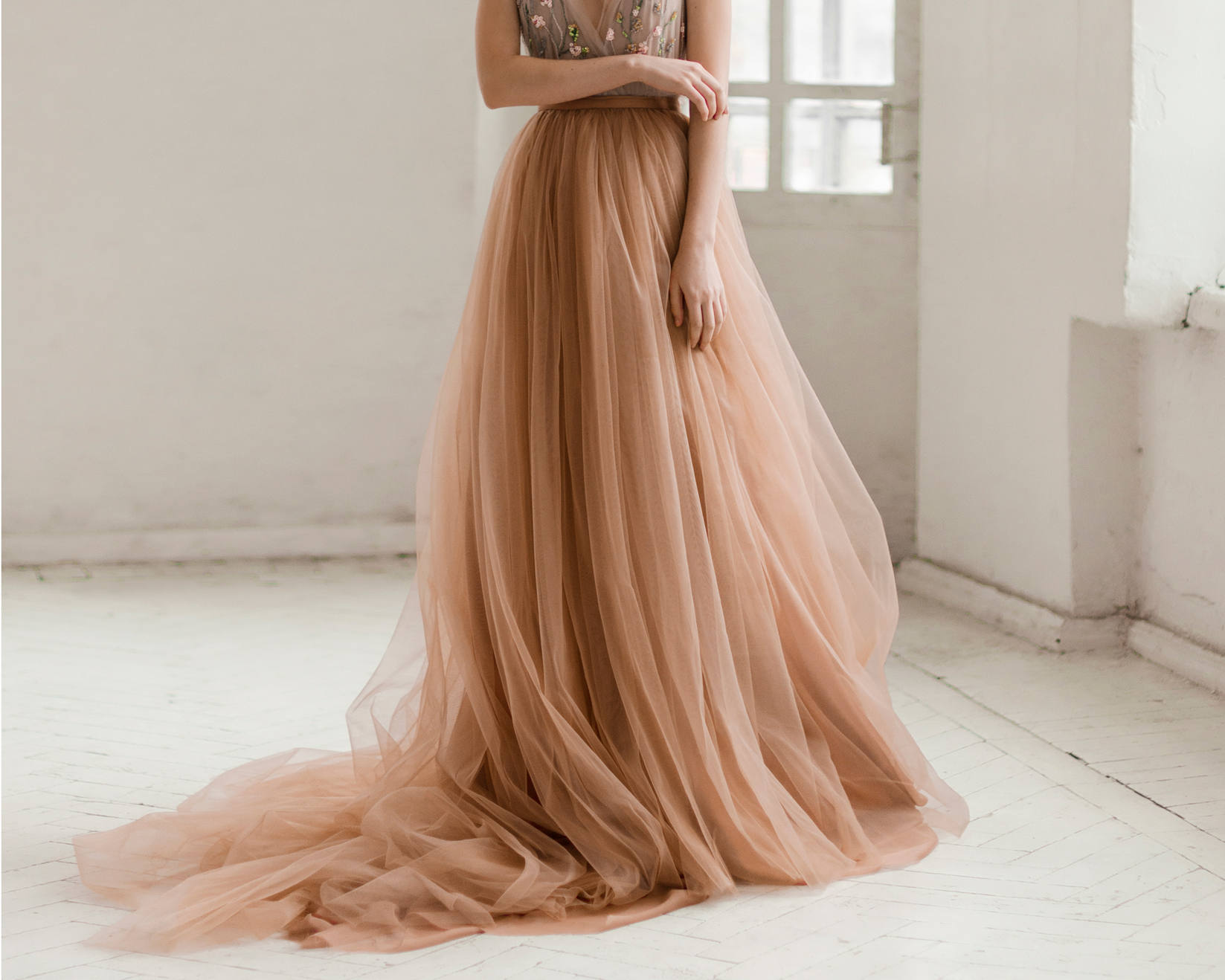 These Magical Tulle Wedding Gowns Will Take Your Breath Away
