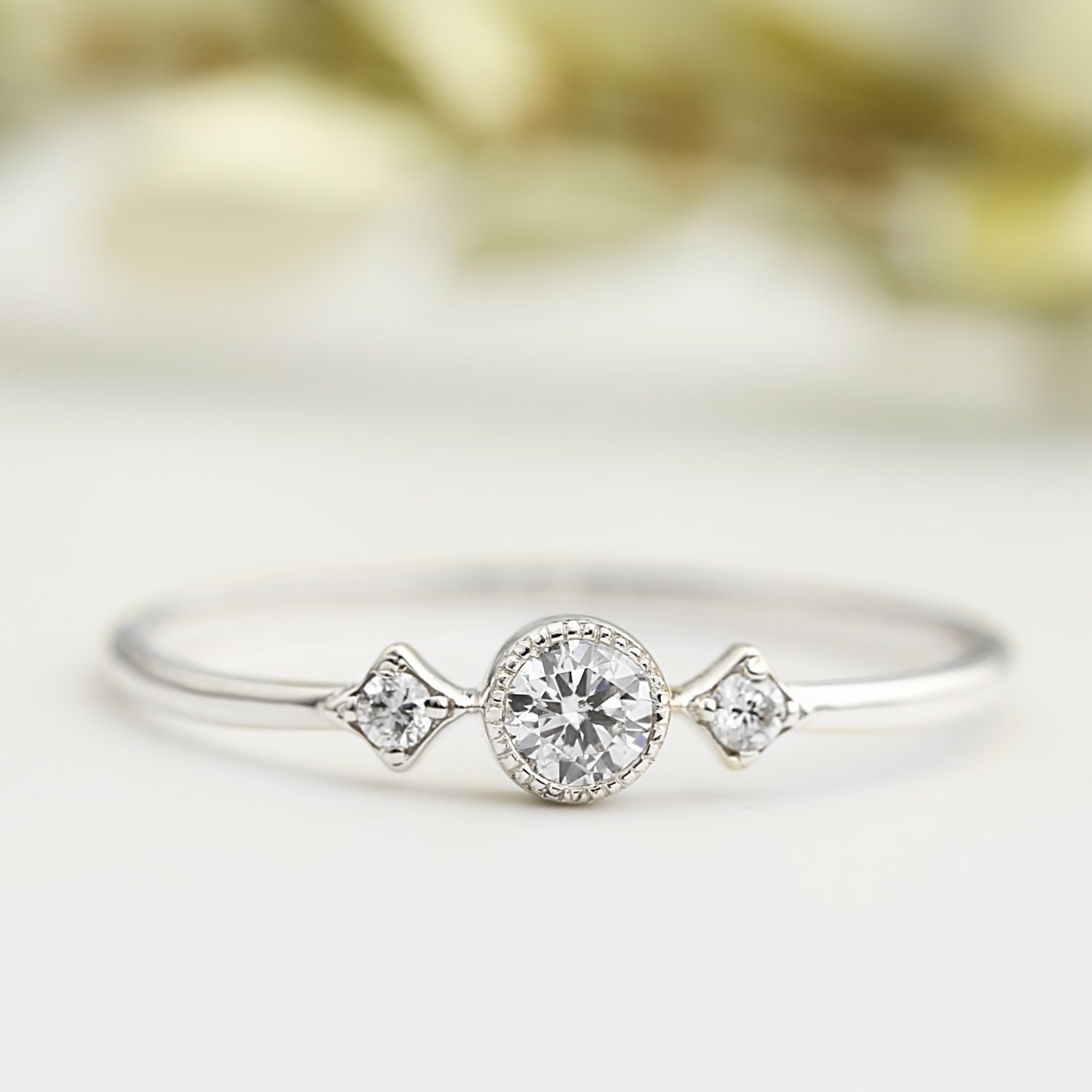 8 Stunning Engagement Rings From Etsy that Cost Less Than $1,000