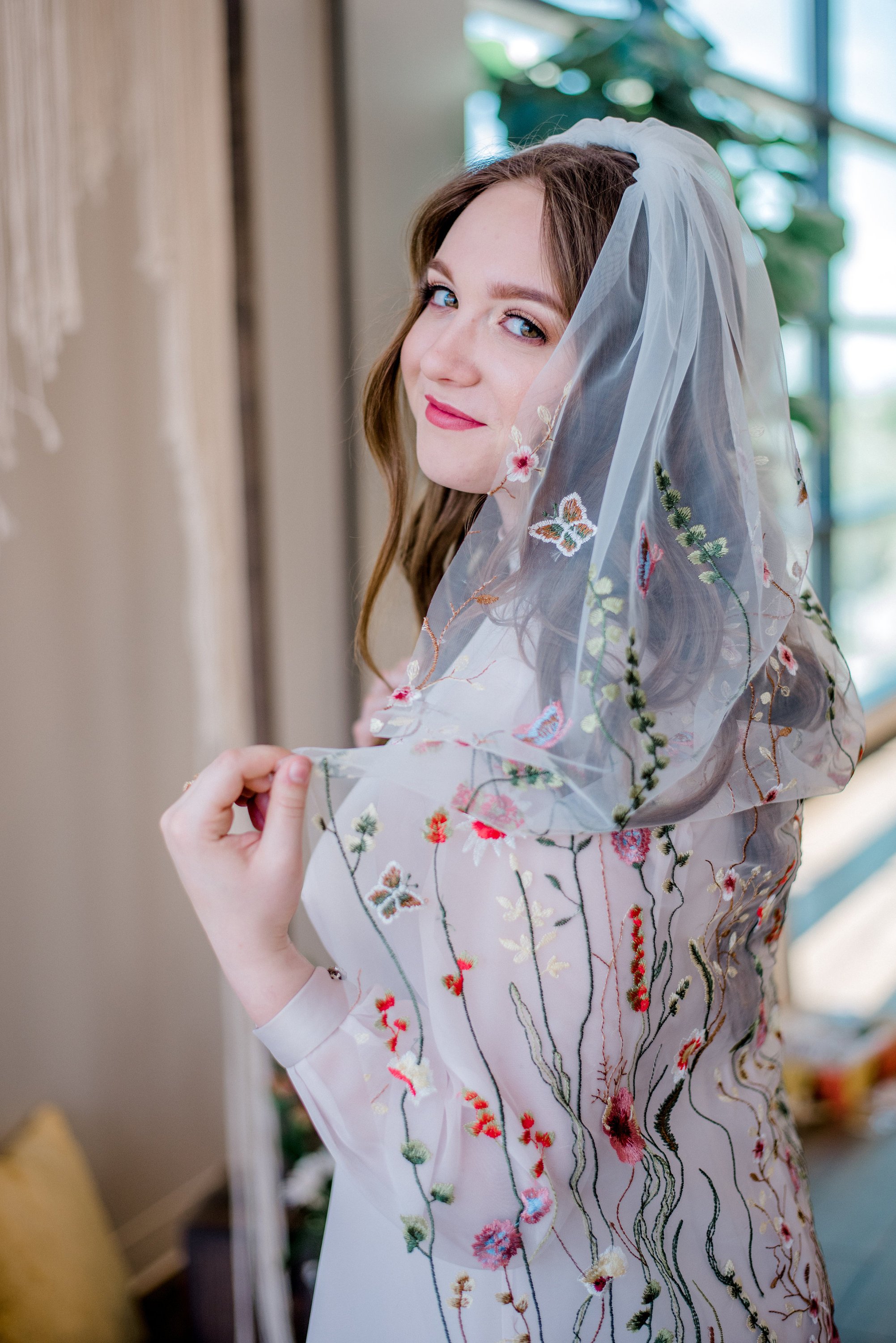 Wedding Trend: 8 Breathtaking Statement Veils