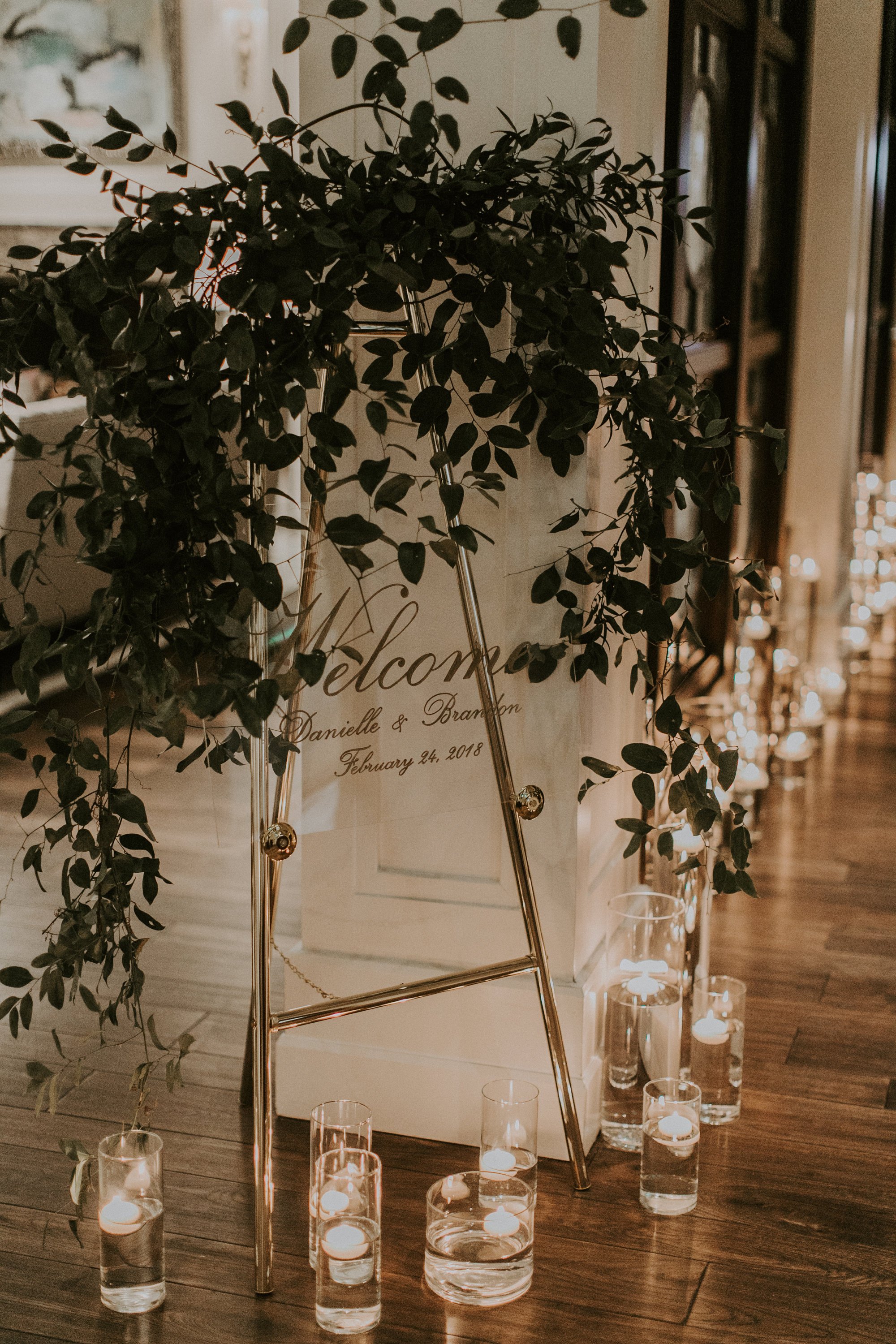 12 Must-Have Wedding Signs From Etsy