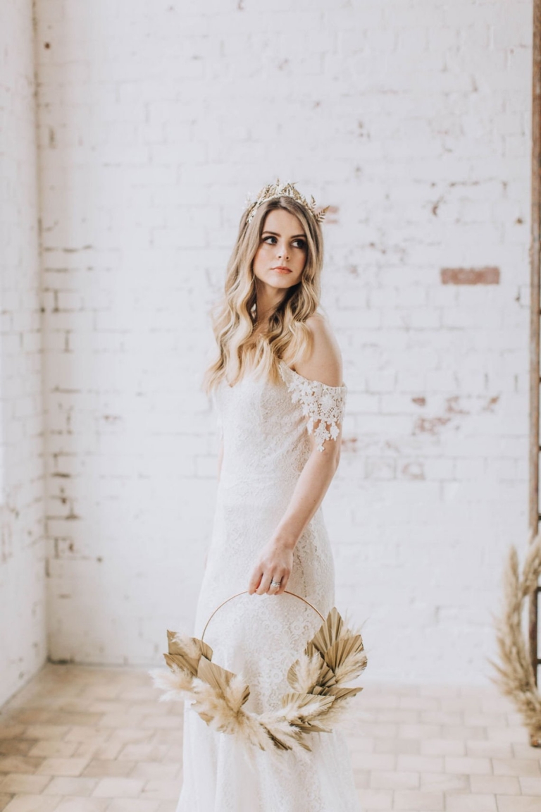 15 Etsy Wedding Finds for the Modern Boho Bride