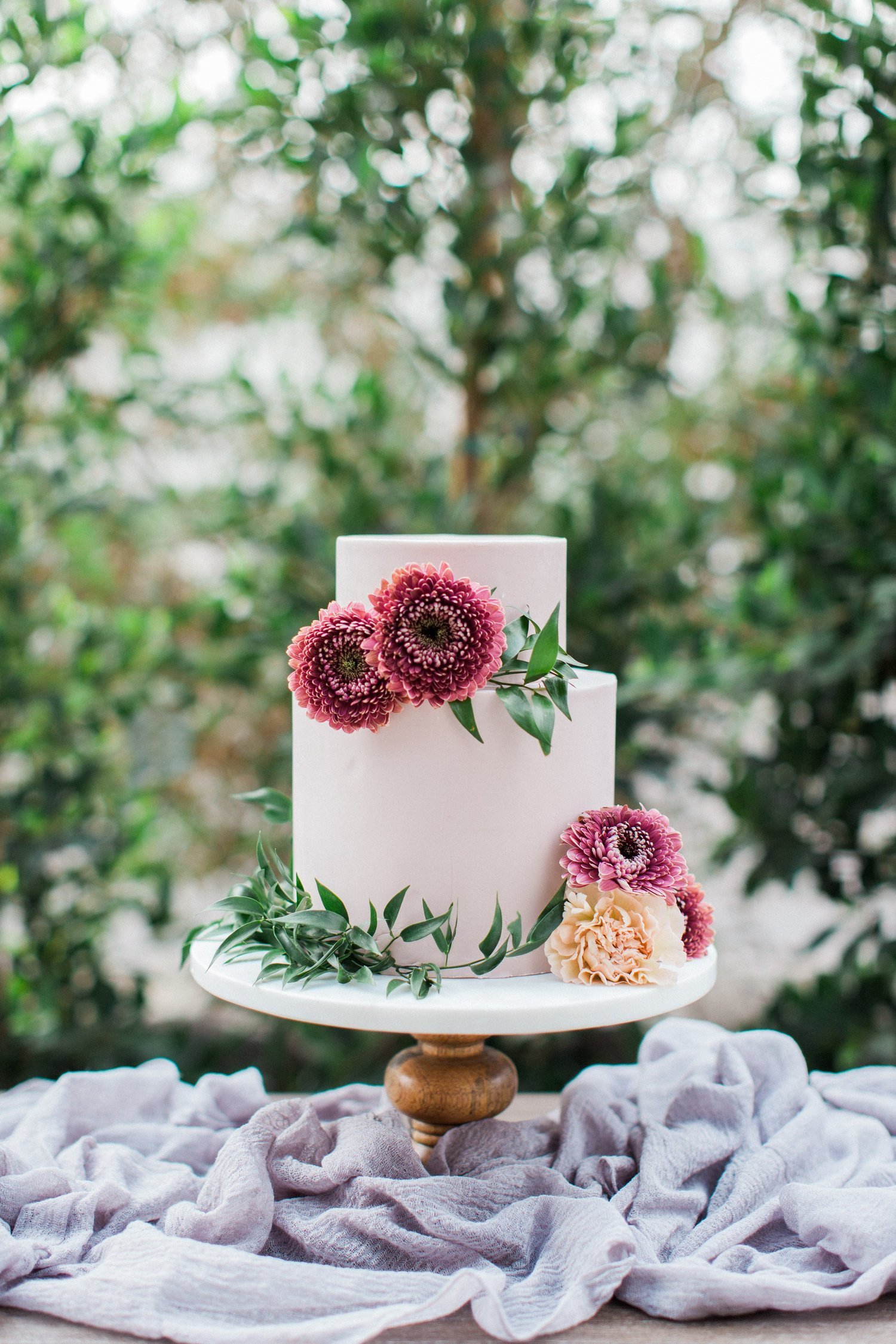 12 Details For An Elegant Barn Wedding