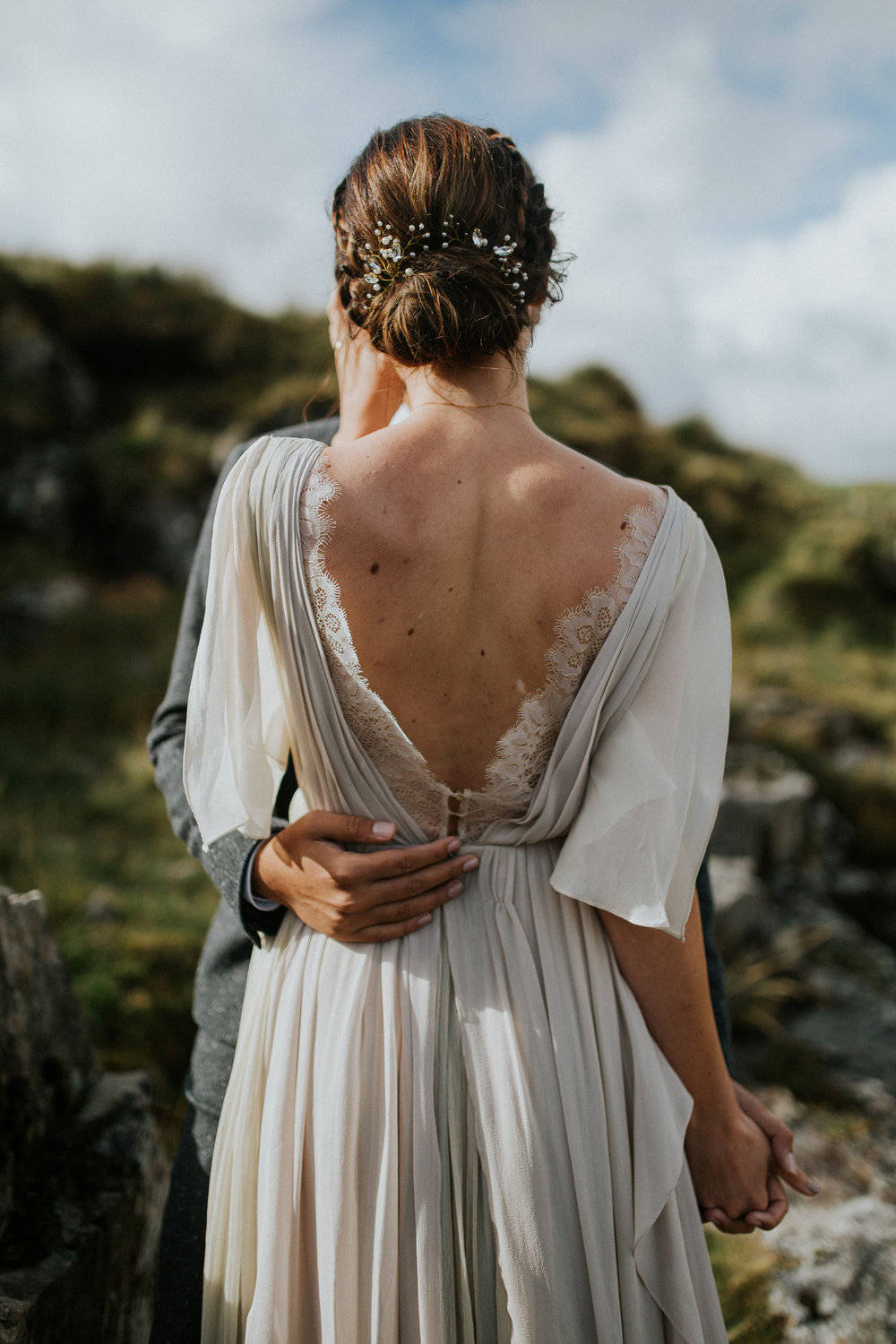 8 Gorgeous Wedding Dresses From Etsy