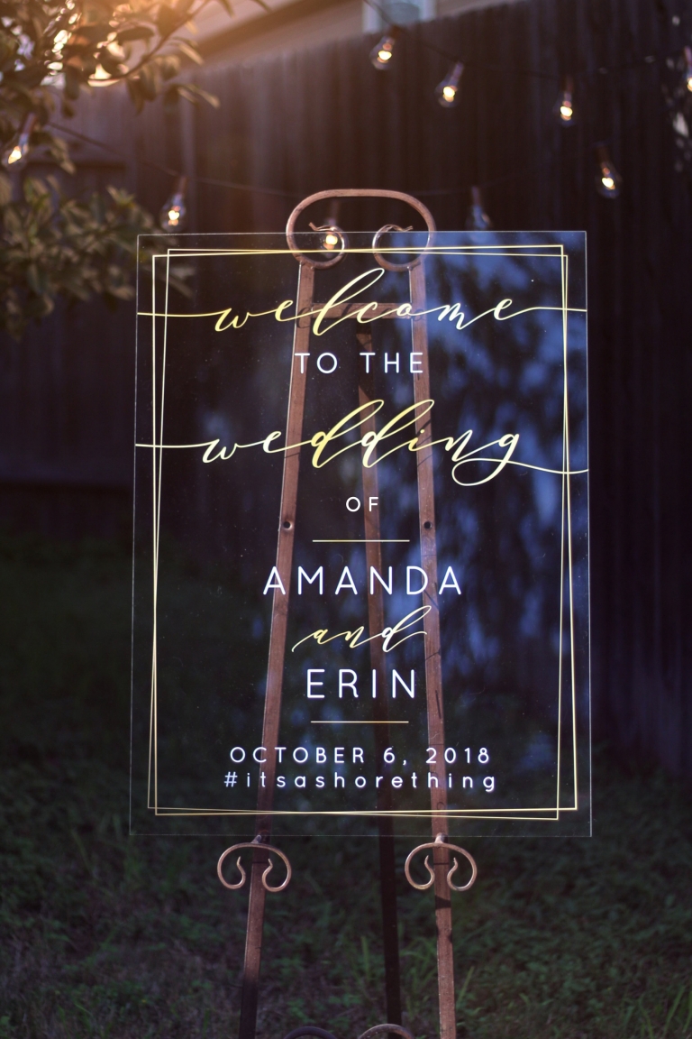10 Beautiful (and Unique!) Wedding Welcome Signs From Etsy