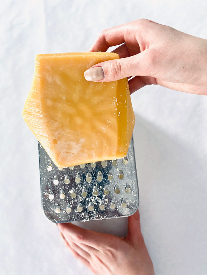 DIY Beeswax Wraps with Free Printable + Editable Favor Labels