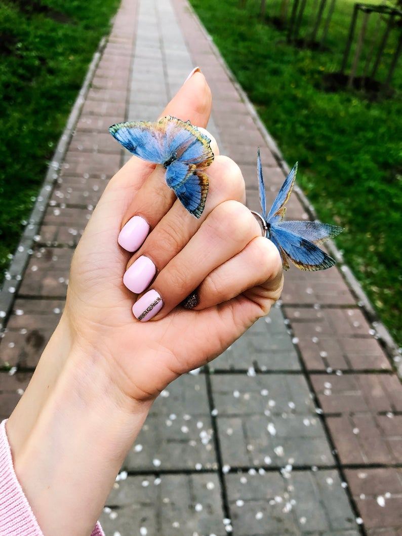 10 Beautiful Butterfly Wedding Details