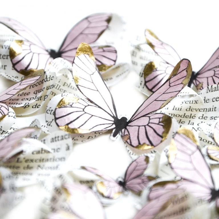 10 Beautiful Butterfly Wedding Details